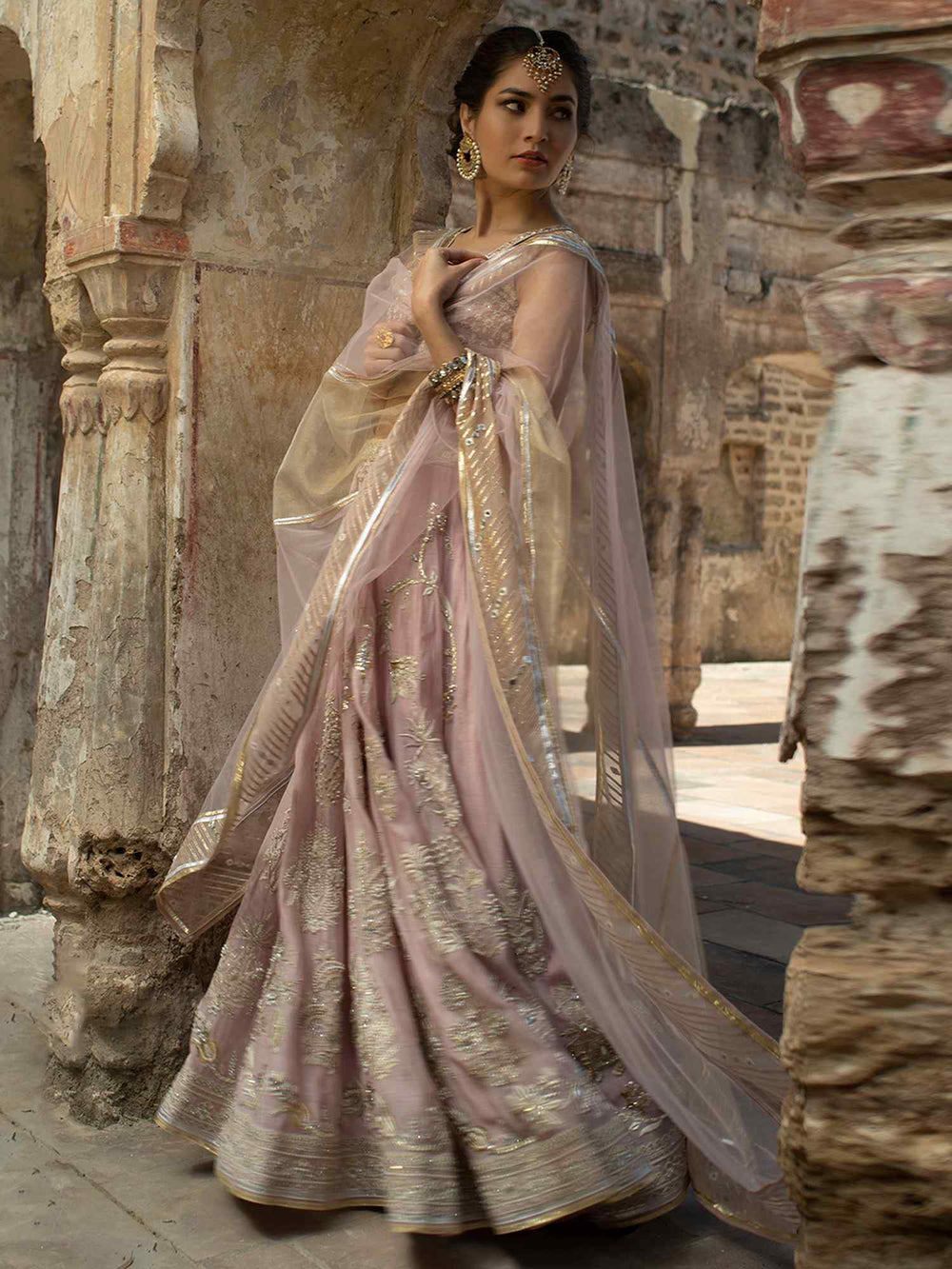 Choli W/ Ghagra & Dupatta | Misha Lakhani